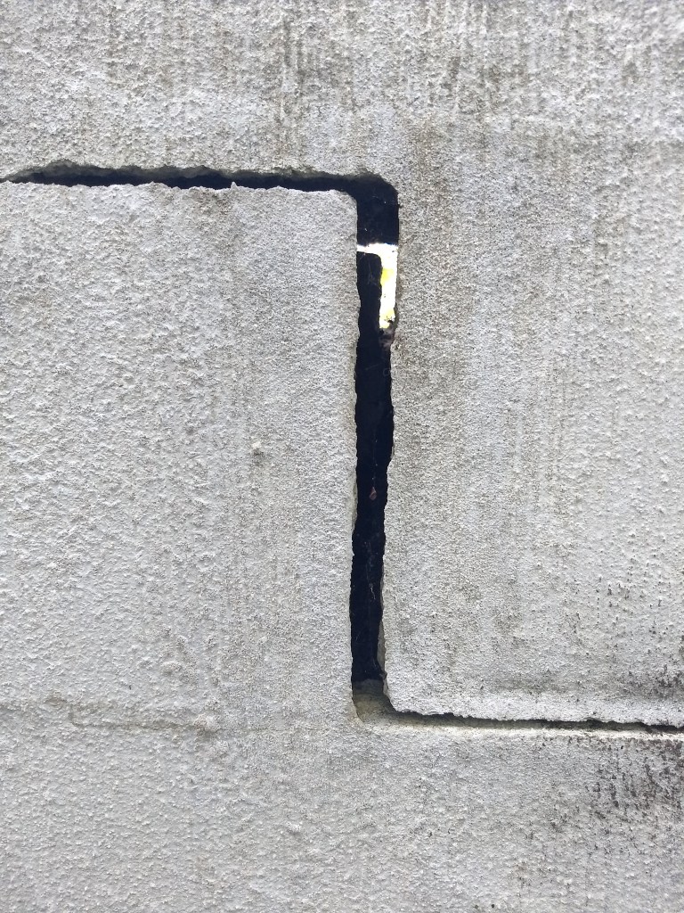 Is Your Foundation Failing? Warning Signs in Concrete Slab & Cinder ...